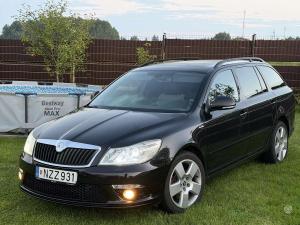 Black Skoda Octavia 2010 in Salcininkai, with an engine capacity of 1.97 L and mileage of 320 thousand km for 3650 €, photo 6 on AUTOMOTO.COM.LV