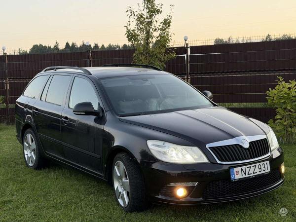 Черный Шкода Октавия 2010 в Шальчининкай, объемом двигателя 1.97 л и пробегом 320 тыс. км за 3650 €, фото 7 на AUTOMOTO.COM.LV