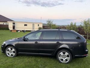 Black Skoda Octavia 2010 in Salcininkai, with an engine capacity of 1.97 L and mileage of 320 thousand km for 3650 €, photo 14 on AUTOMOTO.COM.LV