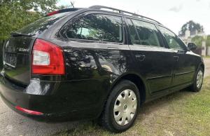Melns Skoda Octavia 2010 Marijampole, ar dzinēja tilpumu 1.80 L un nobraukumu 210 tūkst. km par 2800 €, foto 7 vietnē AUTOMOTO.COM.LV