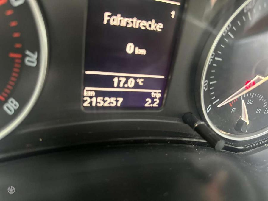 Melns Skoda Octavia 2010 Marijampole, ar dzinēja tilpumu 1.80 L un nobraukumu 210 tūkst. km par 2800 €, foto 11 vietnē AUTOMOTO.COM.LV