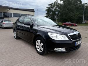 Black Skoda Octavia 2011 in Liepaja, with an engine capacity of 1.40 L and mileage of 269 thousand km for 2600 €, photo 3 on AUTOMOTO.COM.LV