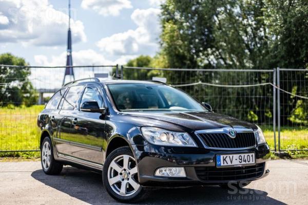 Melns Skoda Octavia 2011 Rīga, ar dzinēja tilpumu 2.00 L un nobraukumu 385 tūkst. km par 2990 €, foto 2 vietnē AUTOMOTO.COM.LV