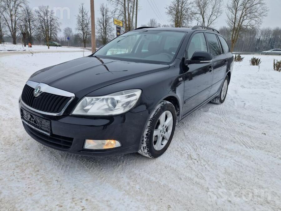 Black Skoda Octavia 2011 in Ogre, with an engine capacity of 1.40 L and mileage of 231 thousand km for 5750 €, photo 1 on AUTOMOTO.COM.LV