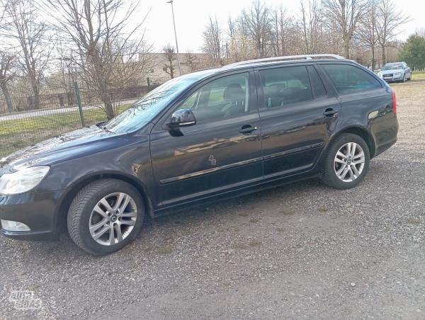 Melns Skoda Octavia 2011 Šakiai, ar dzinēja tilpumu 1.20 L un nobraukumu 211 tūkst. km par 3600 €, foto 6 vietnē AUTOMOTO.COM.LV