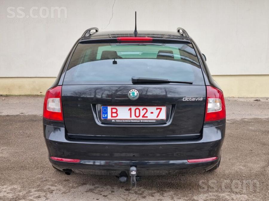 Melns Skoda Octavia 2011 Ogre, ar dzinēja tilpumu 1.20 L un nobraukumu 253 tūkst. km par 4350 €, foto 8 vietnē AUTOMOTO.COM.LV