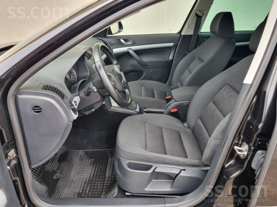 Melns Skoda Octavia 2011 Ogre, ar dzinēja tilpumu 1.20 L un nobraukumu 253 tūkst. km par 4350 €, foto 11 vietnē AUTOMOTO.COM.LV