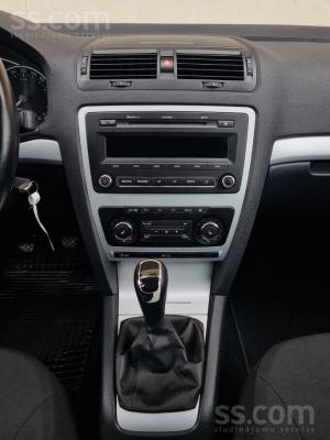 Melns Skoda Octavia 2011 Ogre, ar dzinēja tilpumu 1.20 L un nobraukumu 253 tūkst. km par 4350 €, foto 15 vietnē AUTOMOTO.COM.LV