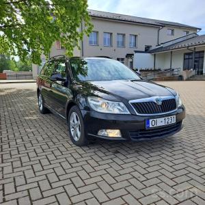 Black Skoda Octavia 2011 in Rezekne, with an engine capacity of 1.60 L and mileage of 0 thousand km for 3750 €, photo 4 on AUTOMOTO.COM.LV