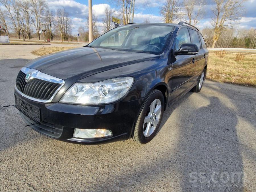 Melns Skoda Octavia 2011 Ogre, ar dzinēja tilpumu 1.60 L un nobraukumu 231 tūkst. km par 5650 €, foto 1 vietnē AUTOMOTO.COM.LV