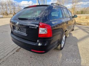 Melns Skoda Octavia 2011 Ogre, ar dzinēja tilpumu 1.60 L un nobraukumu 231 tūkst. km par 5650 €, foto 3 vietnē AUTOMOTO.COM.LV