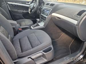 Melns Skoda Octavia 2011 Ogre, ar dzinēja tilpumu 1.60 L un nobraukumu 231 tūkst. km par 5650 €, foto 12 vietnē AUTOMOTO.COM.LV