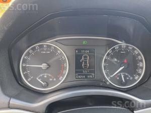 Black Skoda Octavia 2011 in Riga, with an engine capacity of 1.60 L and mileage of 325 thousand km for 2050 €, photo 9 on AUTOMOTO.COM.LV