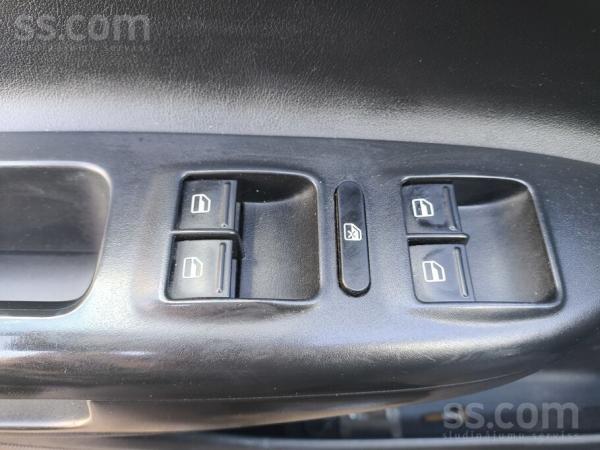 Black Skoda Octavia 2011 in Riga, with an engine capacity of 1.60 L and mileage of 325 thousand km for 2050 €, photo 10 on AUTOMOTO.COM.LV