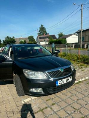 Black Skoda Octavia 2011 in Tallinn, with an engine capacity of 2.00 L and mileage of 360 thousand km for 3500 €, photo 3 on AUTOMOTO.COM.LV