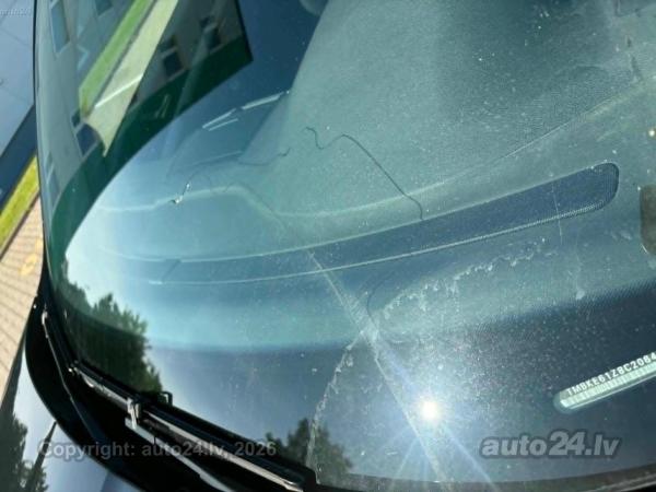 Black Skoda Octavia 2011 in Tallinn, with an engine capacity of 2.00 L and mileage of 360 thousand km for 3500 €, photo 7 on AUTOMOTO.COM.LV