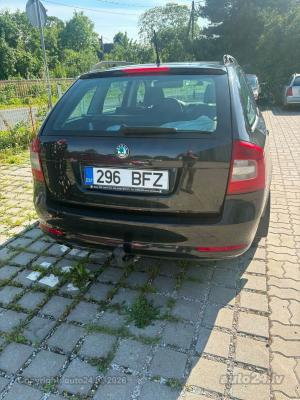 Black Skoda Octavia 2011 in Tallinn, with an engine capacity of 2.00 L and mileage of 360 thousand km for 3500 €, photo 10 on AUTOMOTO.COM.LV