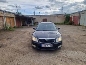 Melns Skoda Octavia 2011 Kauņa, ar dzinēja tilpumu 2.00 L un nobraukumu 500 tūkst. km par 2450 €, foto 3 vietnē AUTOMOTO.COM.LV