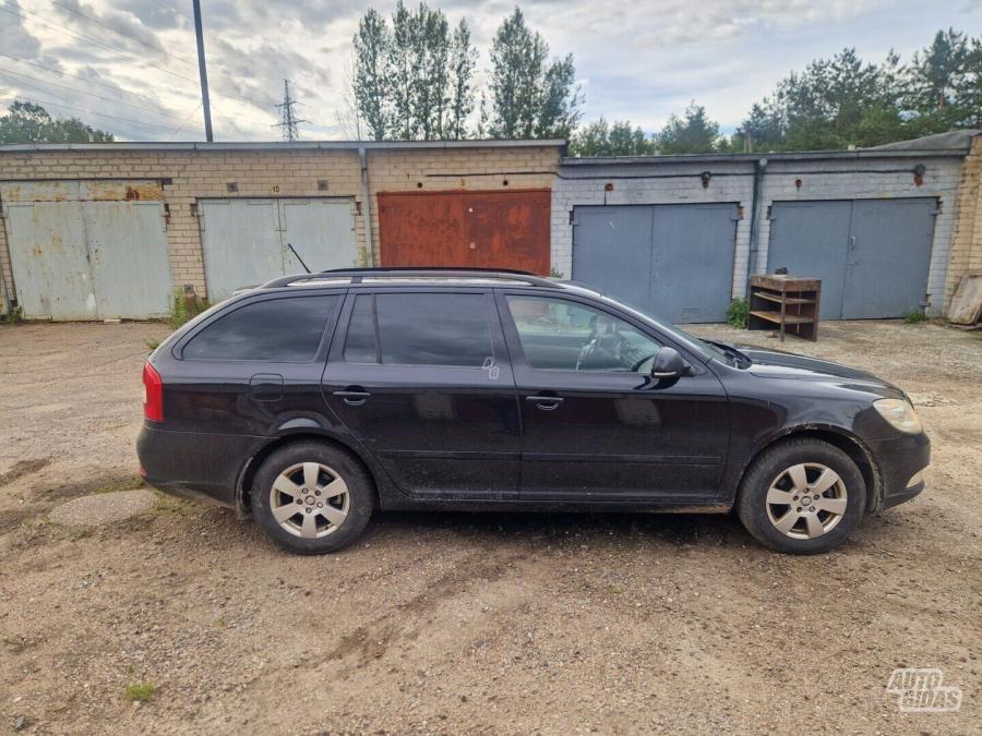 Melns Skoda Octavia 2011 Kauņa, ar dzinēja tilpumu 2.00 L un nobraukumu 500 tūkst. km par 2450 €, foto 5 vietnē AUTOMOTO.COM.LV
