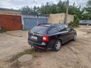 Melns Skoda Octavia 2011 Kauņa, ar dzinēja tilpumu 2.00 L un nobraukumu 500 tūkst. km par 2450 €, foto 6 vietnē AUTOMOTO.COM.LV