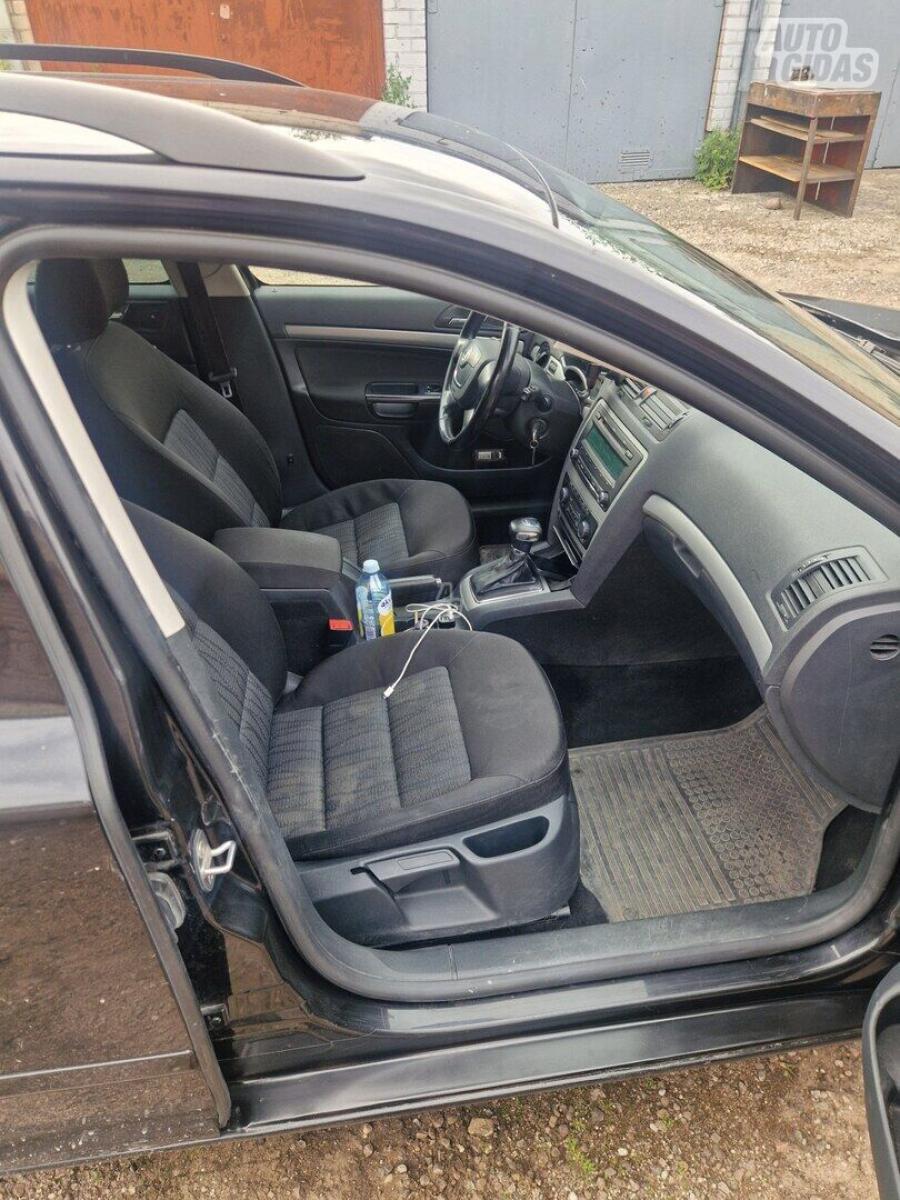 Melns Skoda Octavia 2011 Kauņa, ar dzinēja tilpumu 2.00 L un nobraukumu 500 tūkst. km par 2450 €, foto 15 vietnē AUTOMOTO.COM.LV