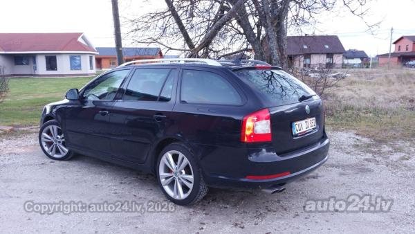 Melns Skoda Octavia 2011 Tallina, ar dzinēja tilpumu 2.00 L un nobraukumu 360 tūkst. km par 8000 €, foto 9 vietnē AUTOMOTO.COM.LV