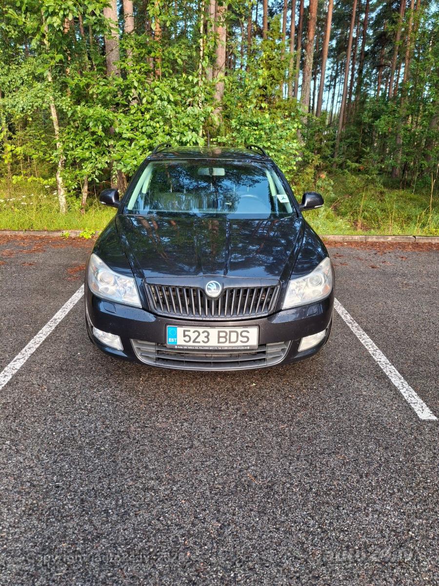 Melns Skoda Octavia 2011 Tallina, ar dzinēja tilpumu 1.60 L un nobraukumu 240 tūkst. km par 3200 €, foto 1 vietnē AUTOMOTO.COM.LV