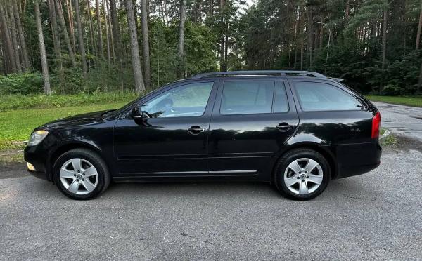 Melns Skoda Octavia 2011 Jūrmala, ar dzinēja tilpumu 1.60 L un nobraukumu 324 tūkst. km par 4990 €, foto 9 vietnē AUTOMOTO.COM.LV
