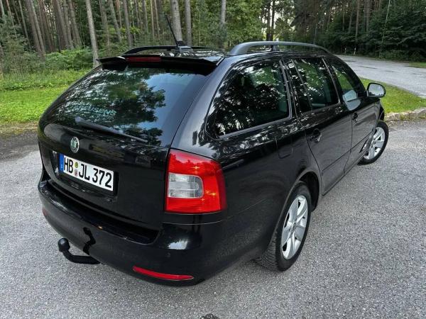 Melns Skoda Octavia 2011 Jūrmala, ar dzinēja tilpumu 1.60 L un nobraukumu 324 tūkst. km par 4990 €, foto 10 vietnē AUTOMOTO.COM.LV