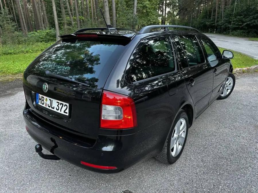 Черный Шкода Октавия 2011 в Юрмала, объемом двигателя 1.60 л и пробегом 324 тыс. км за 4990 €, фото 11 на AUTOMOTO.COM.LV