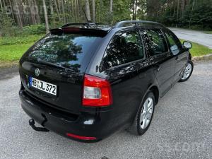 Melns Skoda Octavia 2011 Jūrmala, ar dzinēja tilpumu 1.60 L un nobraukumu 0 tūkst. km par 4990 €, foto 11 vietnē AUTOMOTO.COM.LV