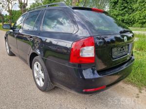 Black Skoda Octavia 2011 in Ogre, with an engine capacity of 1.40 L and mileage of 231 thousand km for 5650 €, photo 5 on AUTOMOTO.COM.LV