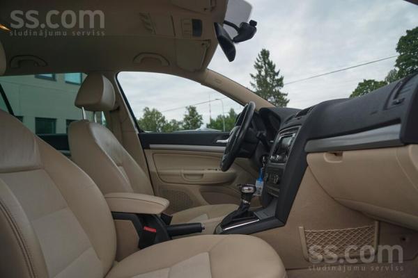 Черный Шкода Октавия 2011 в Рига, объемом двигателя 1.80 л и пробегом 193 тыс. км за 5990 €, фото 5 на AUTOMOTO.COM.LV