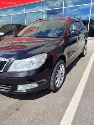 Melns Skoda Octavia 2011 Alīta, ar dzinēja tilpumu 2.00 L un nobraukumu 297 tūkst. km par 4600 €, foto 5 vietnē AUTOMOTO.COM.LV
