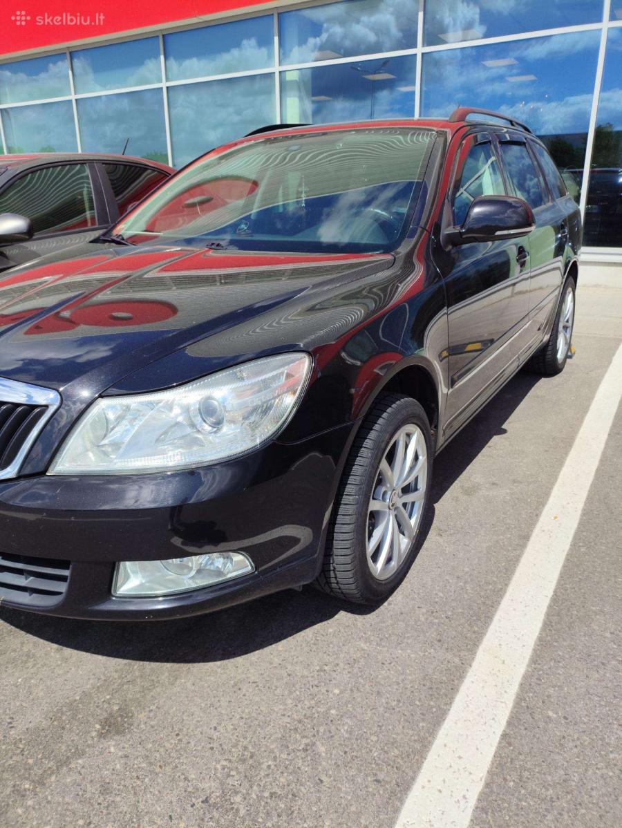 Melns Skoda Octavia 2011 Alīta, ar dzinēja tilpumu 2.00 L un nobraukumu 297 tūkst. km par 4600 €, foto 5 vietnē AUTOMOTO.COM.LV