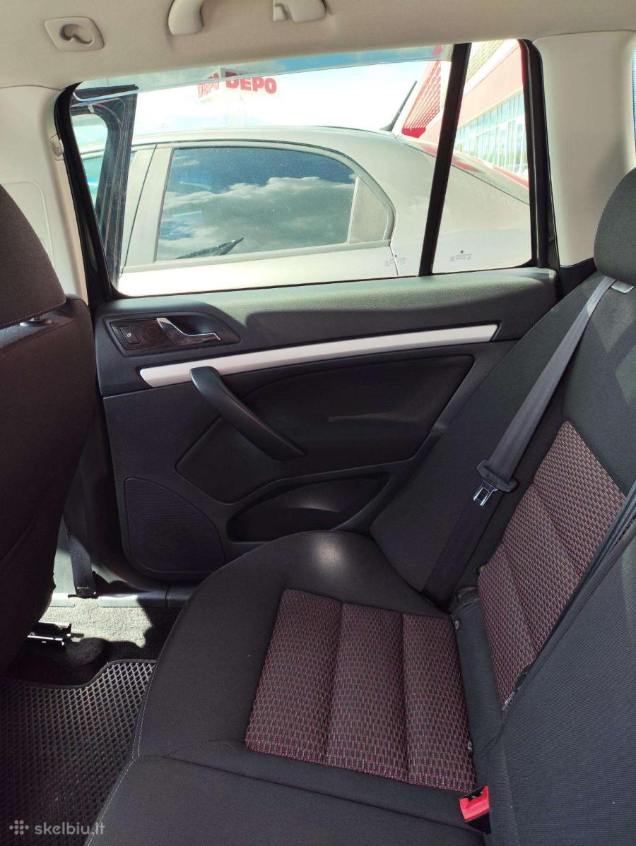 Melns Skoda Octavia 2011 Alīta, ar dzinēja tilpumu 2.00 L un nobraukumu 297 tūkst. km par 4600 €, foto 10 vietnē AUTOMOTO.COM.LV