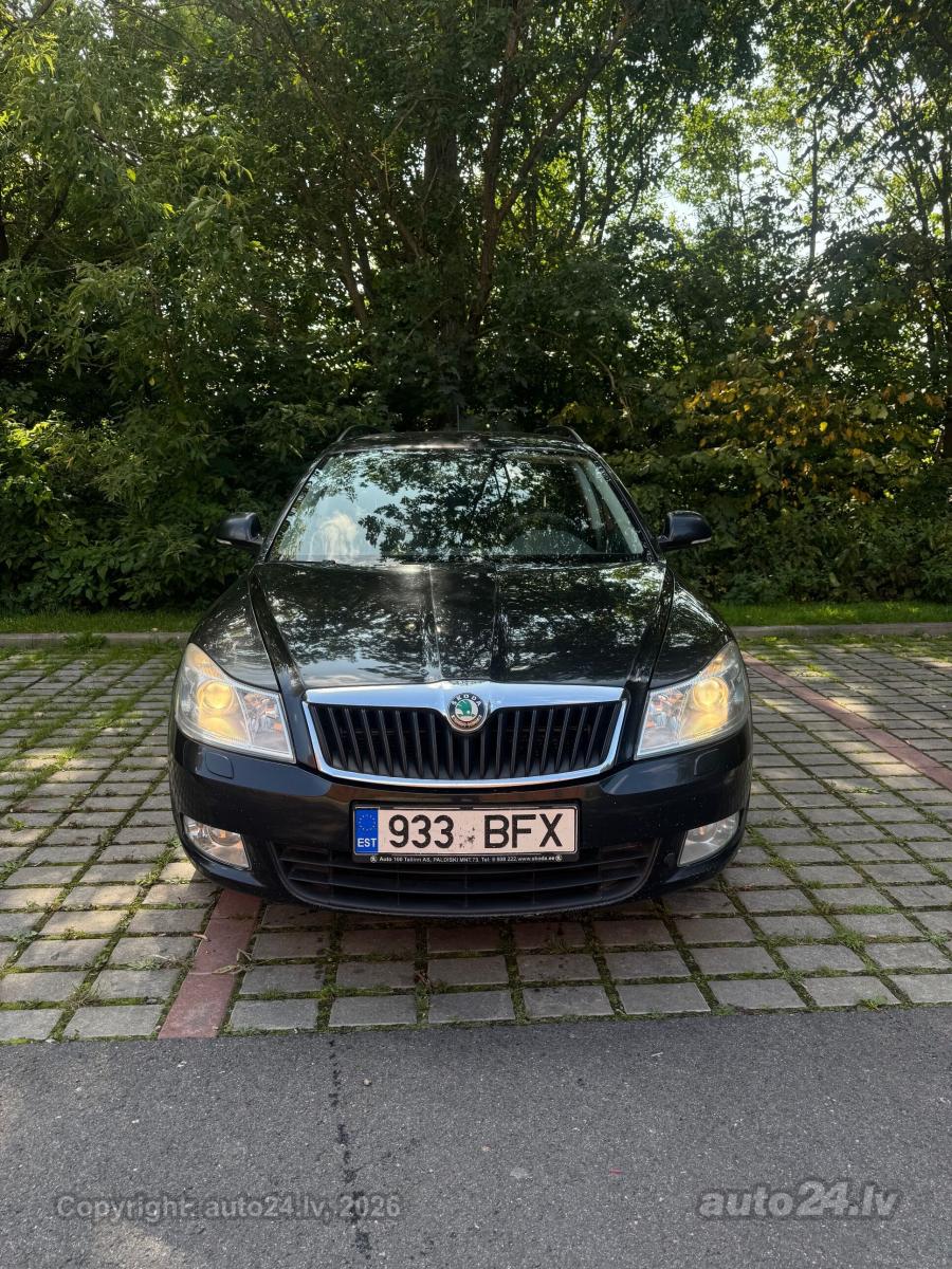 Black Skoda Octavia 2011 in Tallinn, with an engine capacity of 2.00 L and mileage of 360 thousand km for 1598 €, photo 1 on AUTOMOTO.COM.LV