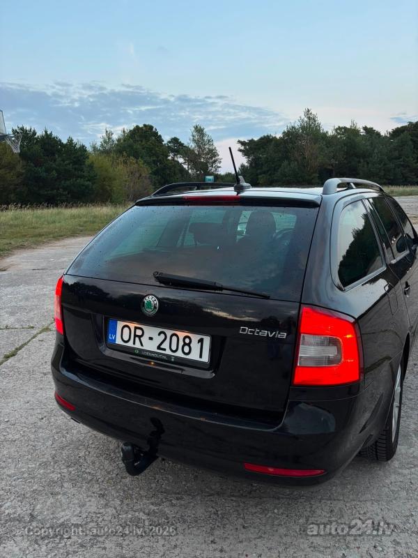 Melns Skoda Octavia 2011 Liepāja, ar dzinēja tilpumu 1.20 L un nobraukumu 305 tūkst. km par 3299 €, foto 5 vietnē AUTOMOTO.COM.LV