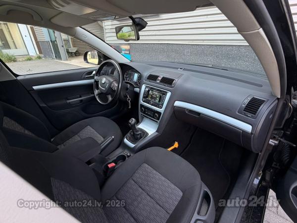 Melns Skoda Octavia 2011 Liepāja, ar dzinēja tilpumu 1.20 L un nobraukumu 305 tūkst. km par 3299 €, foto 7 vietnē AUTOMOTO.COM.LV