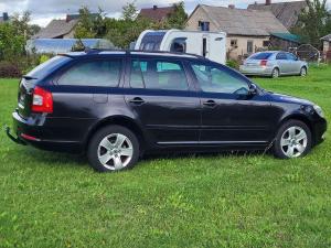 Black Skoda Octavia 2011 in Vilkaviskis, with an engine capacity of 1.20 L and mileage of 230 thousand km for 3050 €, photo 5 on AUTOMOTO.COM.LV
