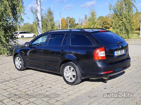 Skoda Octavia 2011 Tartu vietnē Melns Skoda Octavia 2011 Tartu, ar dzinēja tilpumu 1.60 L un nobraukumu 230 tūkst. km par 3300 €, foto 4 vietnē AUTOMOTO.COM.LV