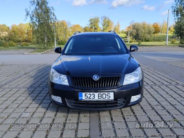 Skoda Octavia 2011 Tartu vietnē Melns Skoda Octavia 2011 Tartu, ar dzinēja tilpumu 1.60 L un nobraukumu 230 tūkst. km par 3300 €, foto 8 vietnē AUTOMOTO.COM.LV