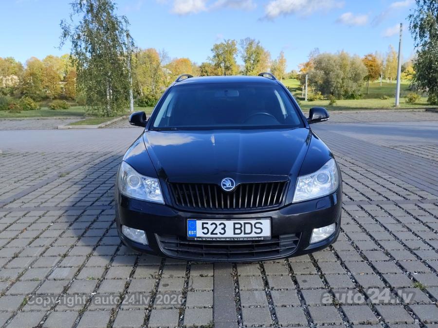 Melns Skoda Octavia 2011 Tartu, ar dzinēja tilpumu 1.60 L un nobraukumu 230 tūkst. km par 3300 €, foto 8 vietnē AUTOMOTO.COM.LV