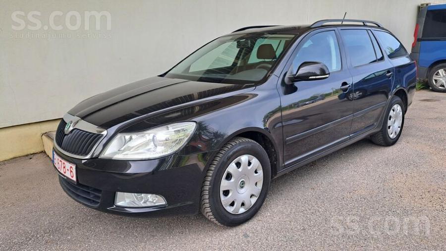 Melns Skoda Octavia 2012 Ogre, ar dzinēja tilpumu 1.80 L un nobraukumu 213 tūkst. km par 3500 €, foto 5 vietnē AUTOMOTO.COM.LV