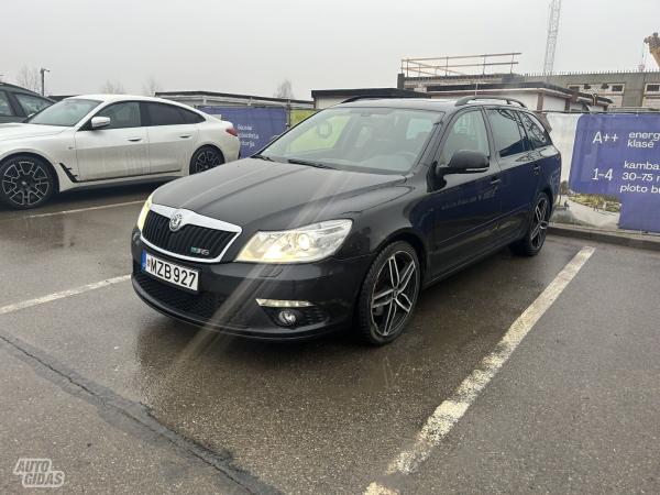 Black Skoda Octavia 2012 in Vilnius, with an engine capacity of 2.00 L and mileage of 290 thousand km for 3800 €, photo 1 on AUTOMOTO.COM.LV