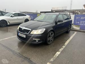 Melns Skoda Octavia 2012 Viļņa, ar dzinēja tilpumu 2.00 L un nobraukumu 290 tūkst. km par 3800 €, foto  vietnē AUTOMOTO.COM.LV