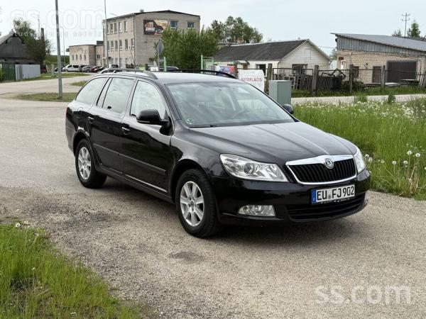 Черный Шкода Октавия 2012 в Лудза, объемом двигателя 1.60 л и пробегом 0 тыс. км за 4650 €, фото 3 на AUTOMOTO.COM.LV