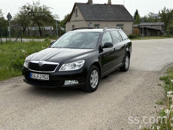 Black Skoda Octavia 2012 in Ludza, with an engine capacity of 1.60 L and mileage of 0 thousand km for 4650 €, photo 2 on AUTOMOTO.COM.LV