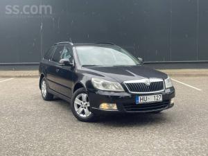 Black Skoda Octavia 2012 in Riga, with an engine capacity of 1.60 L and mileage of 310 thousand km for 2650 €, photo 3 on AUTOMOTO.COM.LV