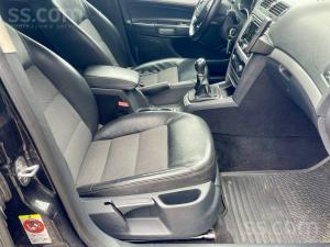 Black Skoda Octavia 2012 in Riga, with an engine capacity of 1.60 L and mileage of 310 thousand km for 2650 €, photo 7 on AUTOMOTO.COM.LV